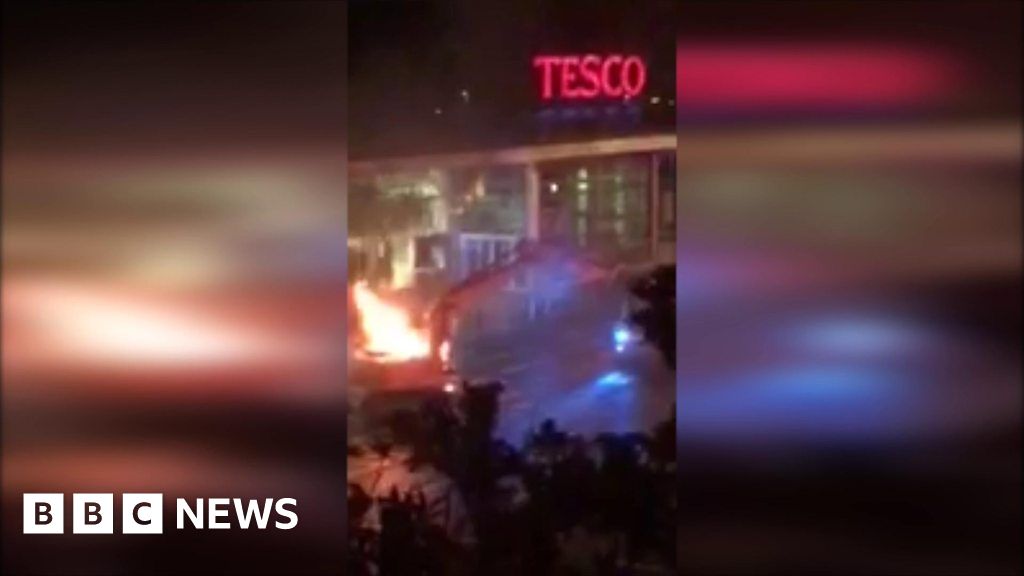 Cash machine thefts: Scene after Ballymena incident - BBC News