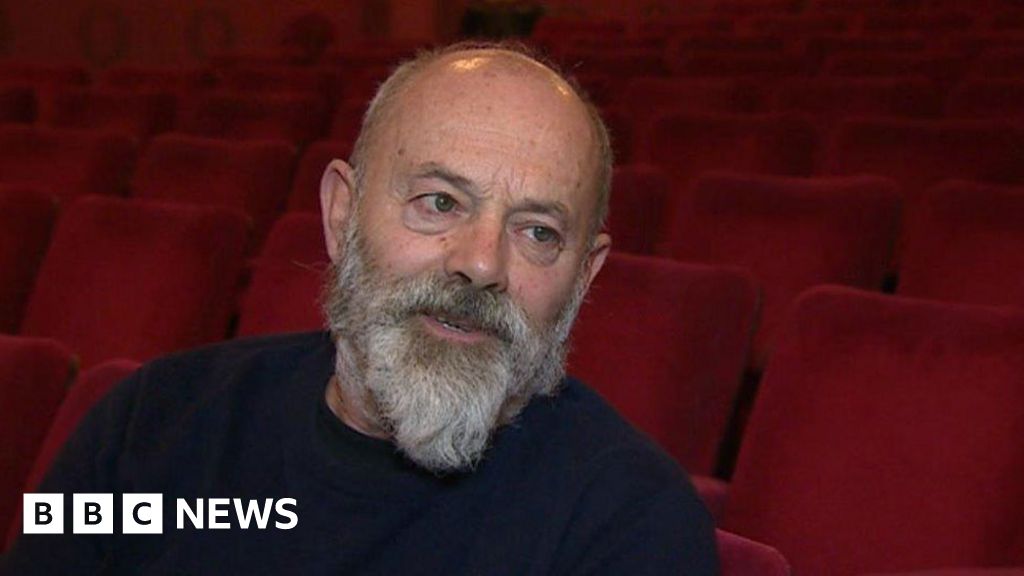 Keith Allen: 'I paid to appear in Twin Town' - BBC News