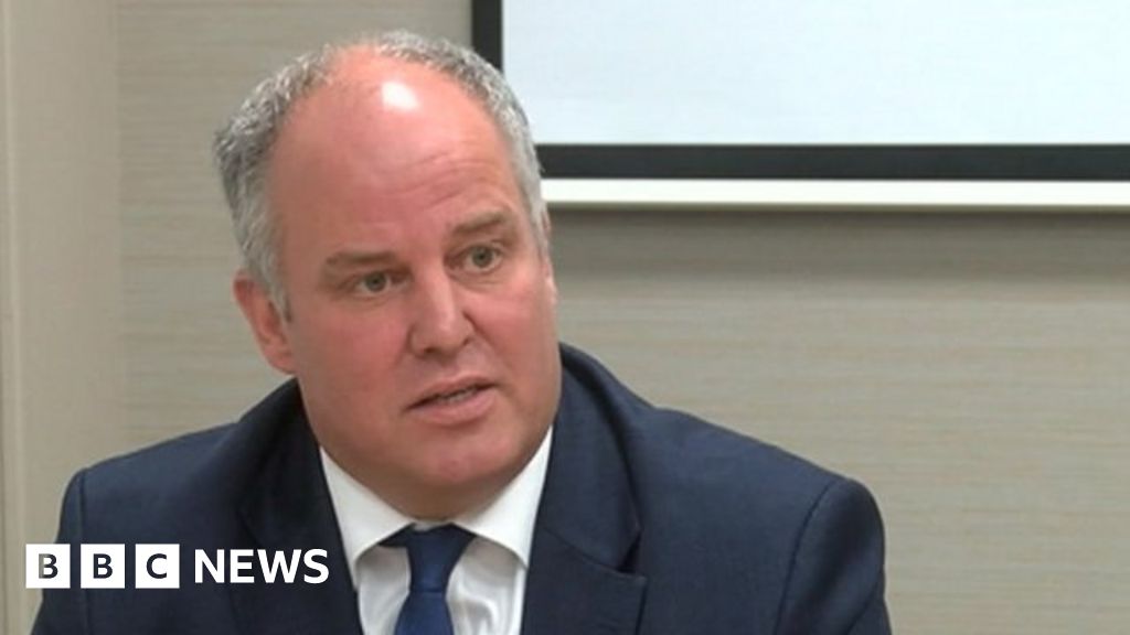 Welsh Tory leader Davies: Westminster could deliver Brexit cash - BBC News
