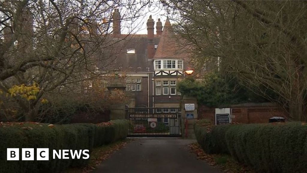 York deli will be run by ex-Askham Grange prisoners - BBC News