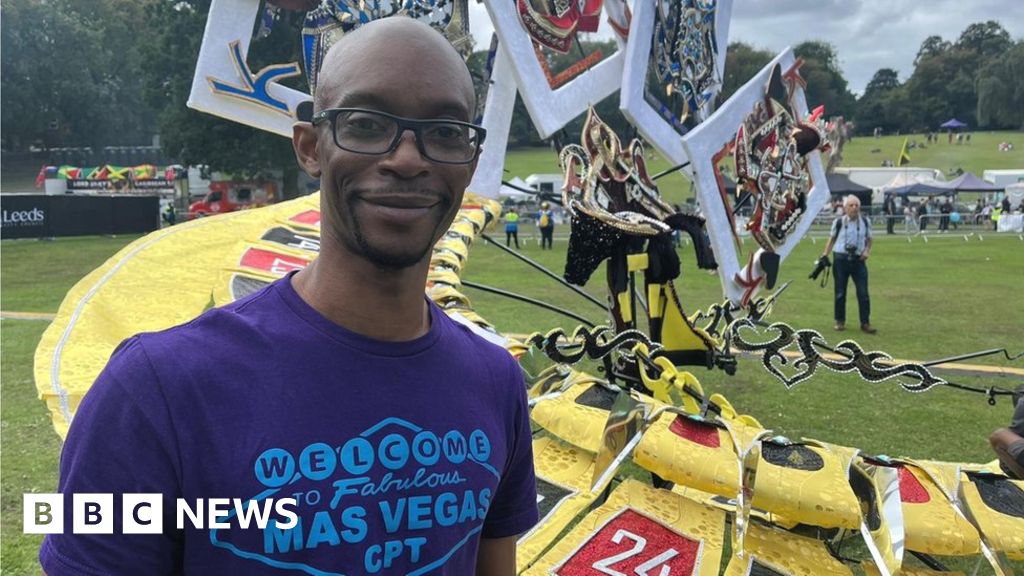 Leeds Carnival king and queen's costume delight - BBC News