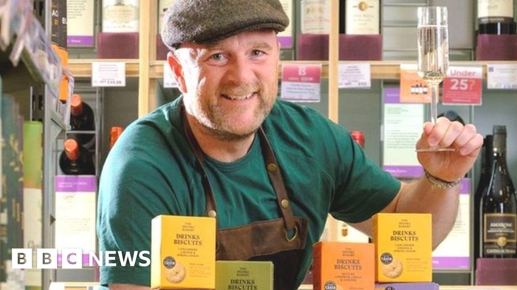 Drinks Bakery founder Andy Murray wins major Waitrose deal - BBC News
