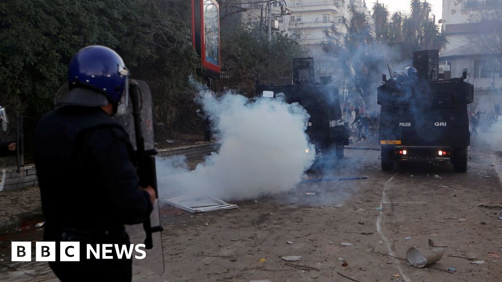 Algeria protests: Thousands denounce president's bid for fifth term