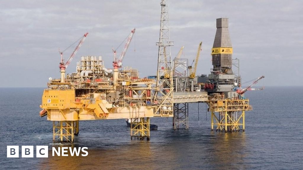 Unite announces strikes at three Total offshore platforms - BBC News