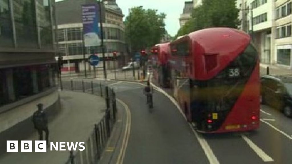 London buses to test automatic speed-limiting technology - BBC News