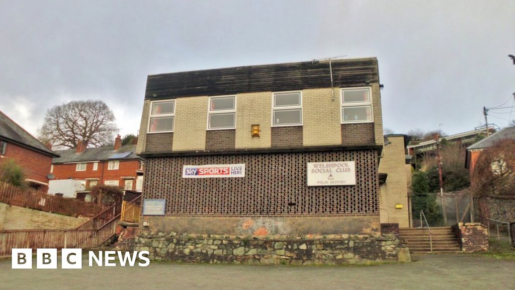 Welshpool Social Club building set to be auctioned - BBC News