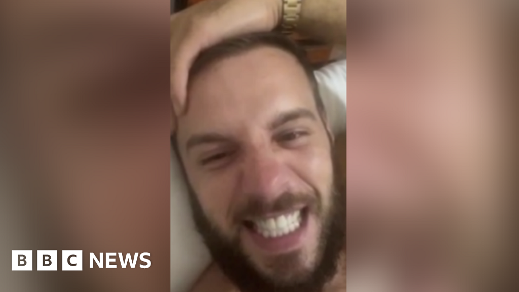 Thomas Campbell killing: Police appeal for help to find suspect - BBC News