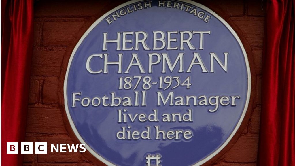 Blue plaques: Do you live in an English Heritage building? - BBC News