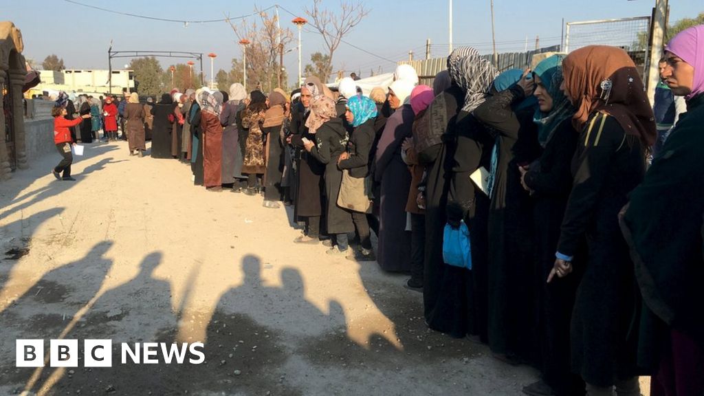 Syria crisis: Government approves aid deliveries, says UN - BBC News