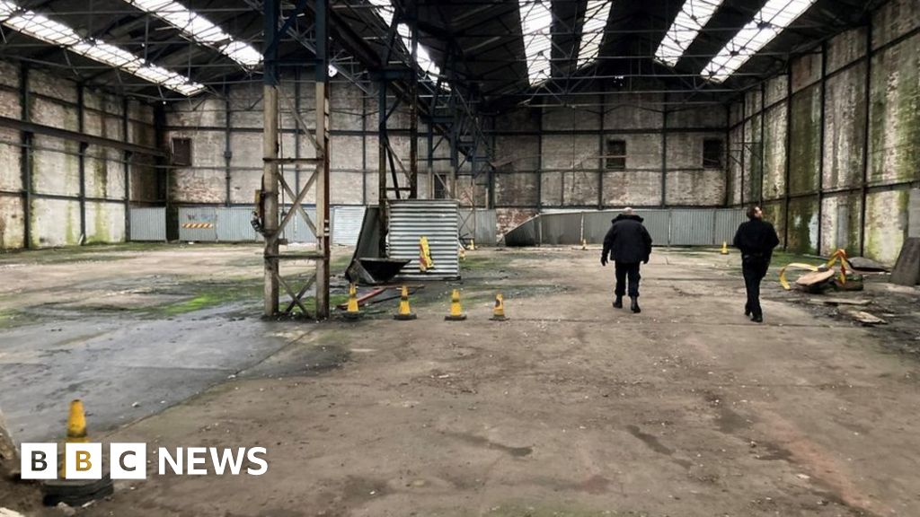 Tip-off leads authorities to huge fly-tipping site in Liverpool - BBC News