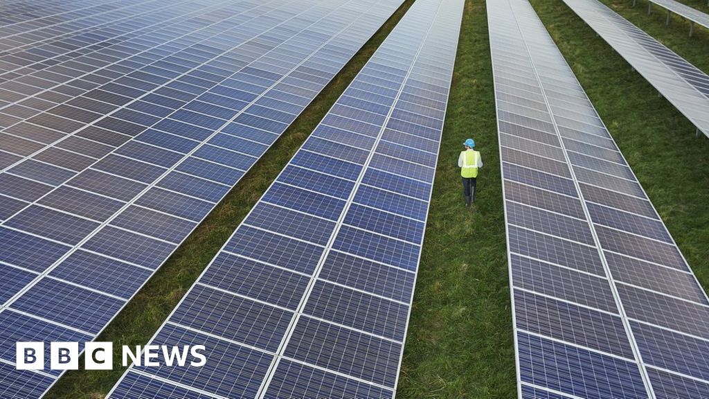 County Antrim: Planning permission for solar farm approved - BBC News