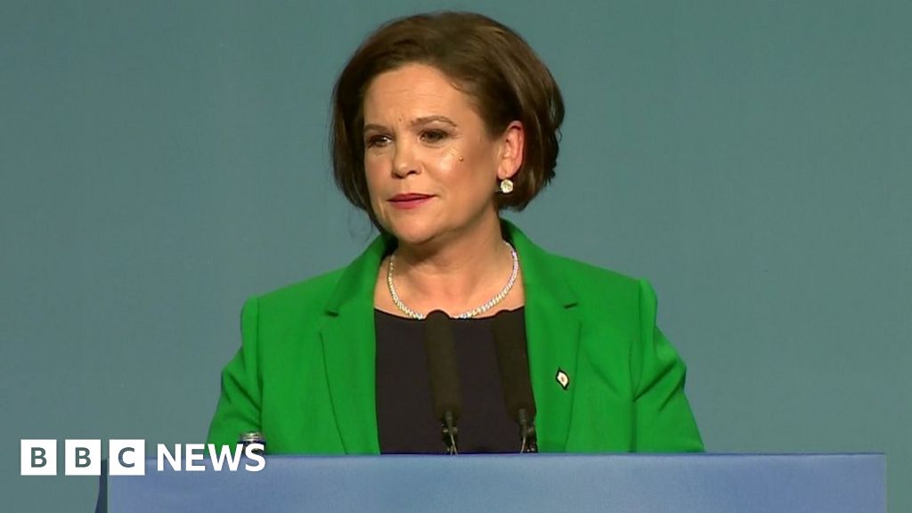 Mary Lou McDonald replaces Gerry Adams as Sinn Féin leader