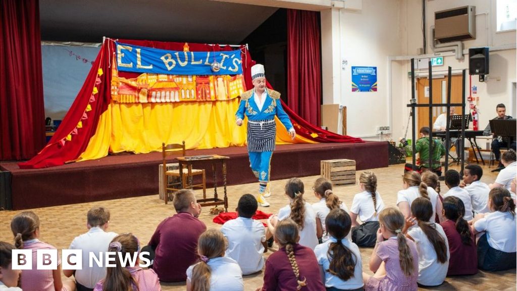 'Magic of opera' brought to thousands of children across the Cotswolds