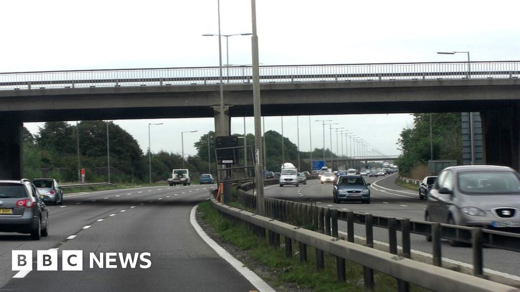 M4 closure: Motorists warned of delays ahead - BBC News