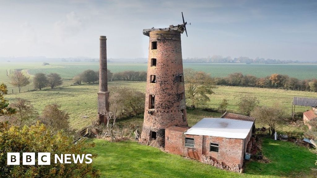 Historic England highlights windmill, mud walls and sports hall - BBC News