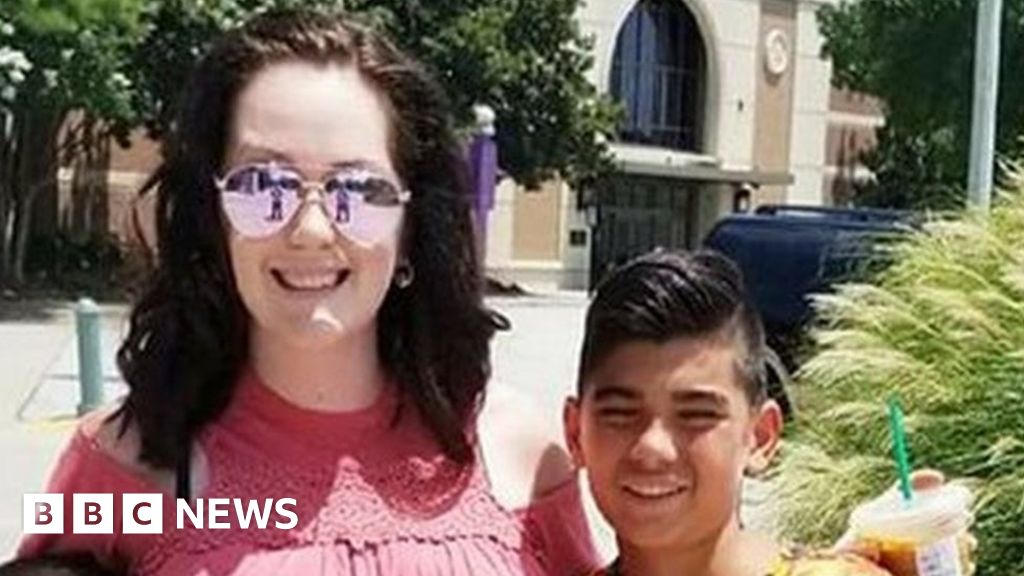 Mum's tough love lesson divides parents