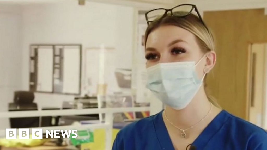 Mental Health Awareness Week: Inside Alder Hey's Dewi Jones Unit - BBC News