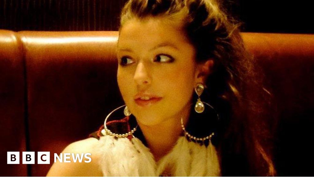 Kate Groves: I may not live to see justice for my daughter - BBC News