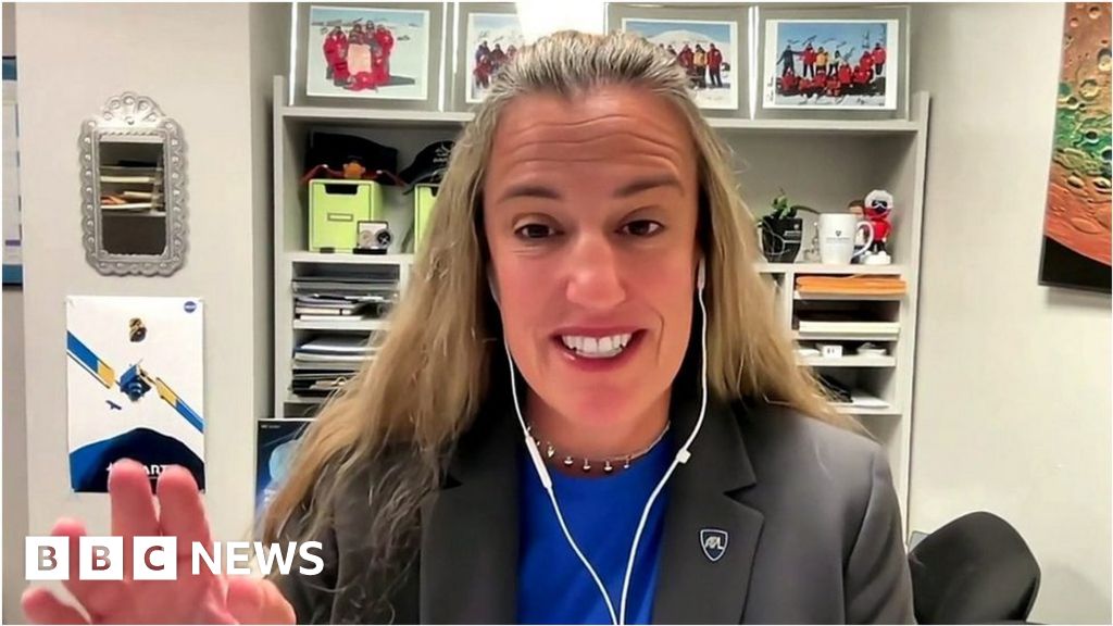 Nasa's Dart asteroid crash 'exceeded expectations' - BBC News