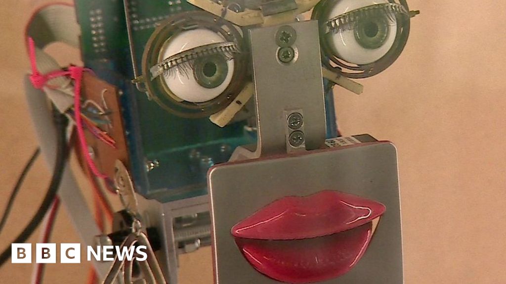 Will robots replace workers by 2030? - BBC News
