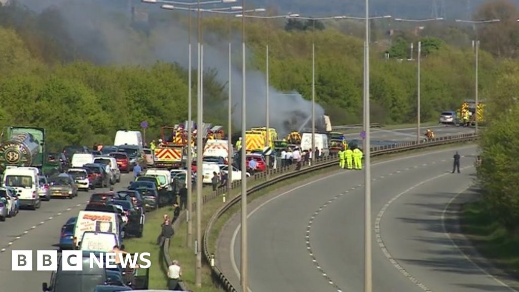 Fire engine catches fire on A50 in Derbyshire - BBC News