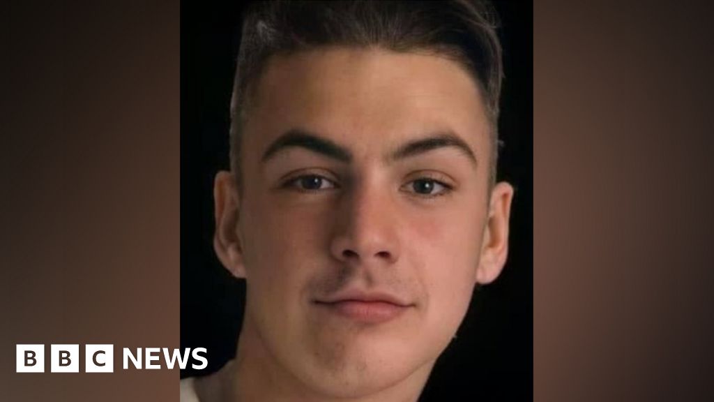 Liam Taylor: Knife-crime murder that ripped a family apart - BBC News