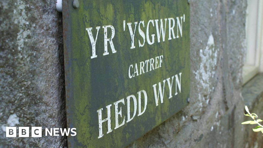 £3m work to restore WW1 poet Hedd Wyn's former home - BBC News