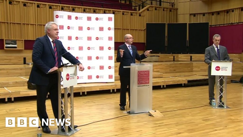 Farage and Jones clash over jobs impact of EU exit - BBC News