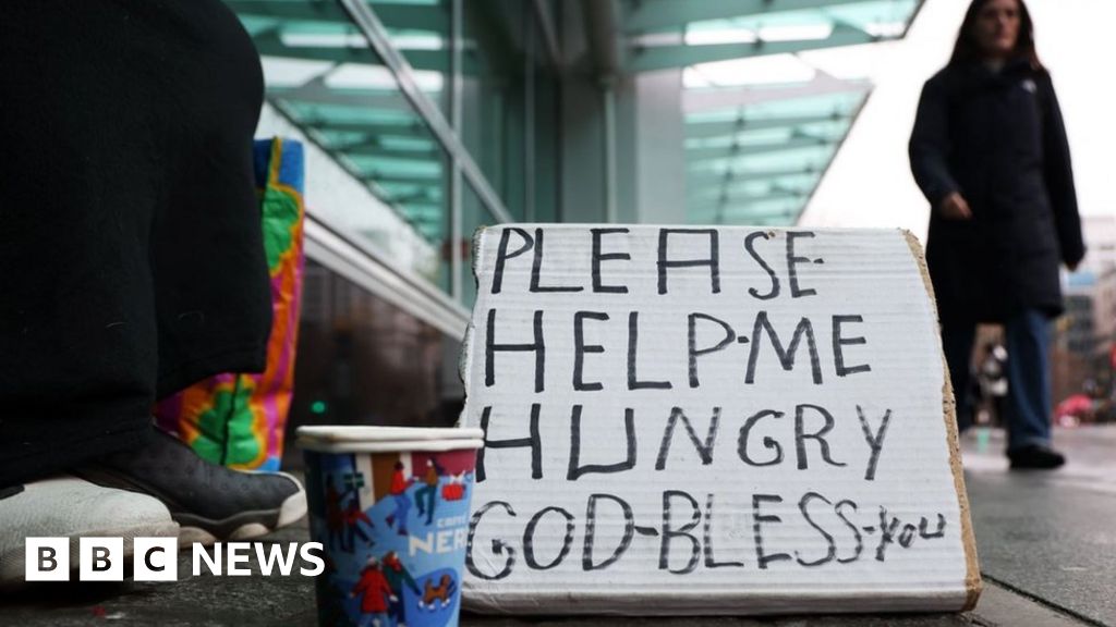 Bath and Somerset homelessness rise 'worrying' - BBC News