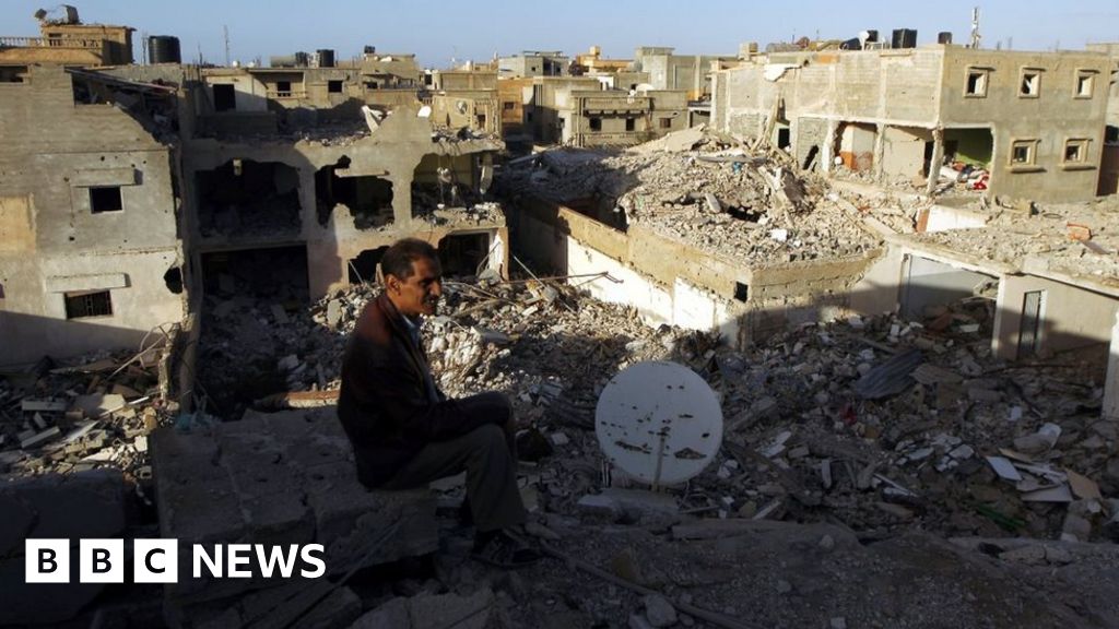 Libya: More than 100 families at risk of starvation in Benghazi - BBC News