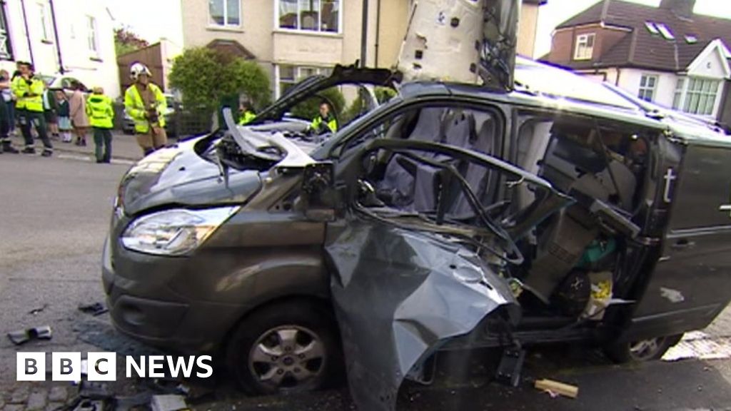 Gas blast driver had 'unbelievably lucky escape' - BBC News