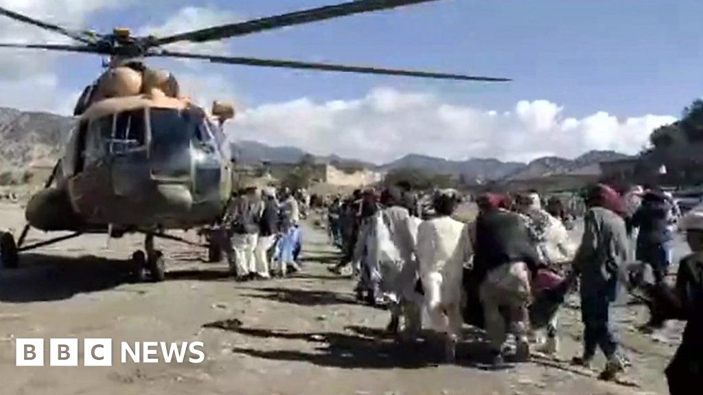 Afghanistan earthquake: Injured carried to rescue helicopter - BBC News