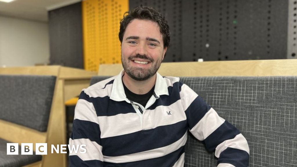 Autistic people face 'barriers' in job interviews