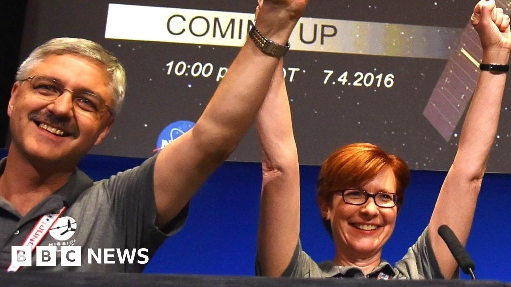 Nasa: 'Juno welcome to Jupiter' - BBC News