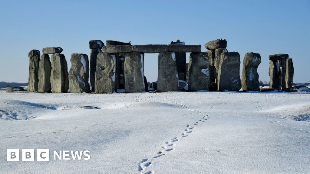 Snowy scenes across the UK - BBC News