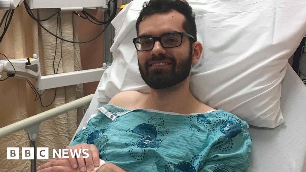 Coronation Street cancer tale 'may have saved my life' - BBC News