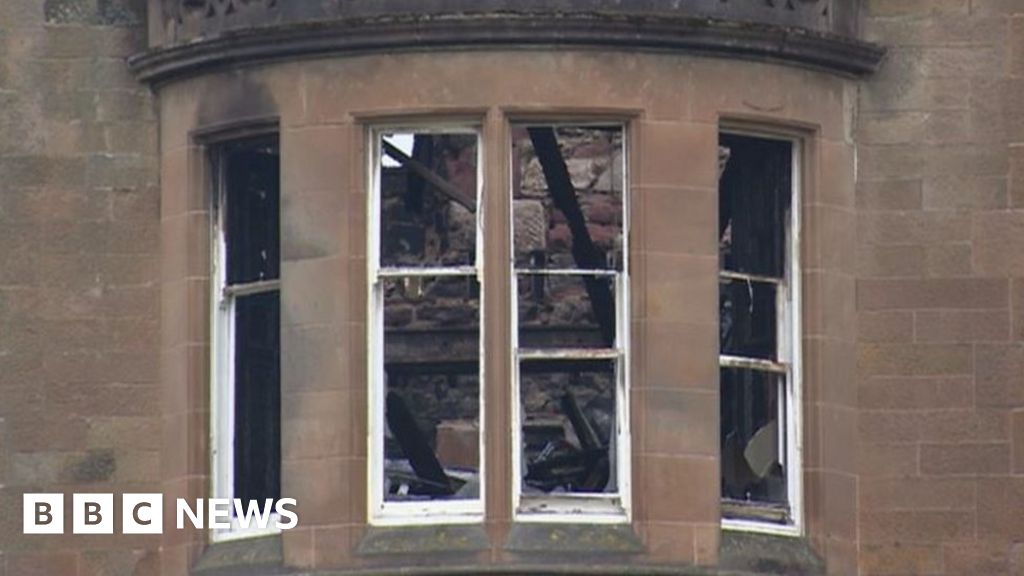 Fire damage at Cameron House - BBC News