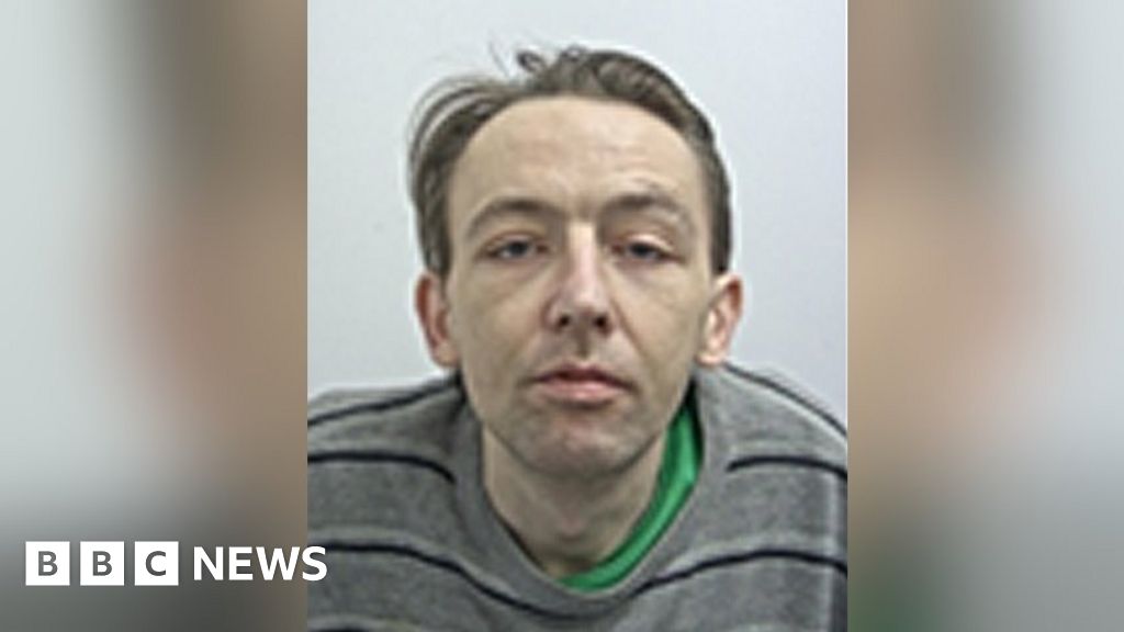 Nelson far-right fanatic who had terror handbook jailed