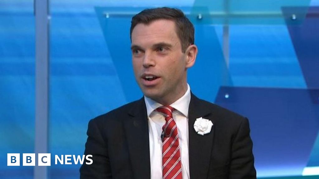 Alyn and Deeside by-election: Ken Skates admits 'tensions' - BBC News