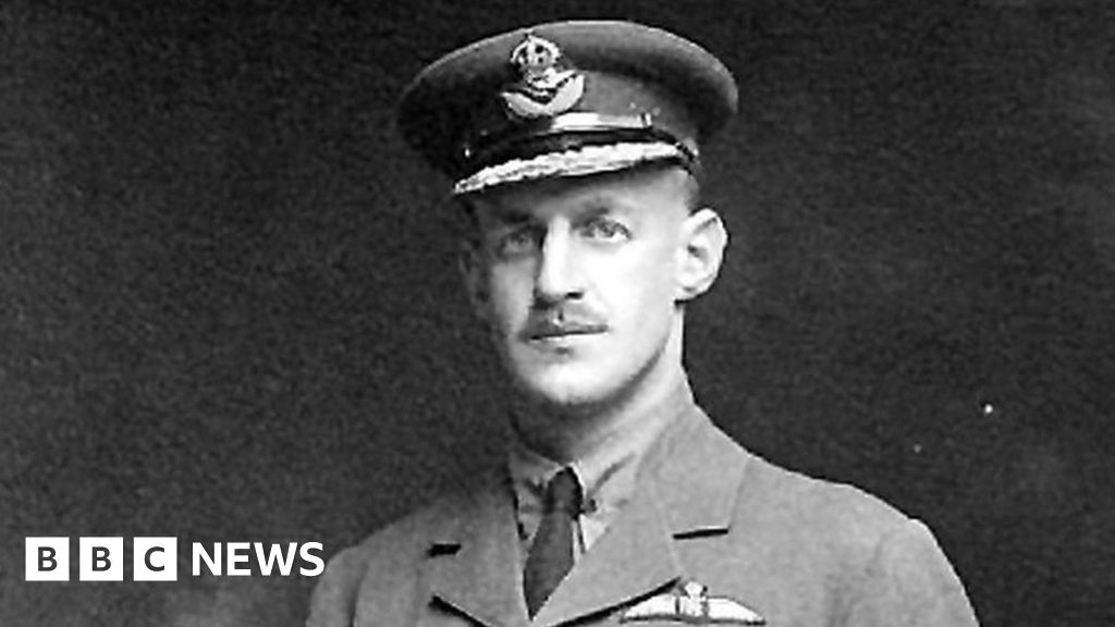 RAF jet named after Caernarfon world war hero Lionel Rees - BBC News