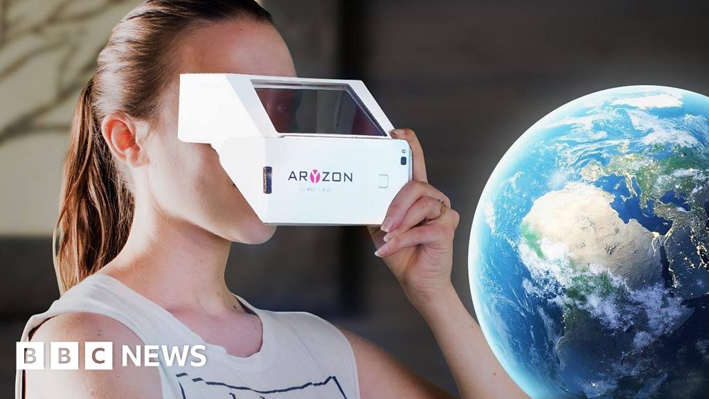 CES 2018: Aryzon flat-pack kit promises affordable AR - BBC News