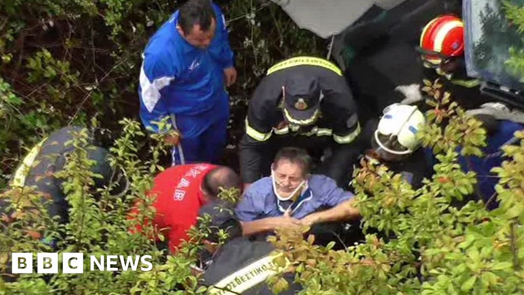 Trapped driver freed after five days in his car - BBC News