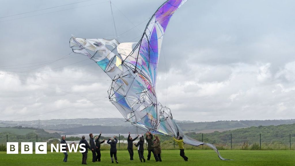 Giant dragon puppet to fly off Plymouth after postponement - BBC News