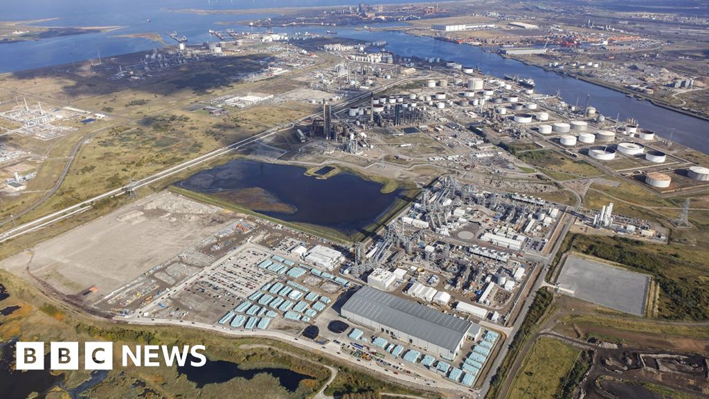 Air Products scraps plans for Teesside renewable energy plant - BBC News
