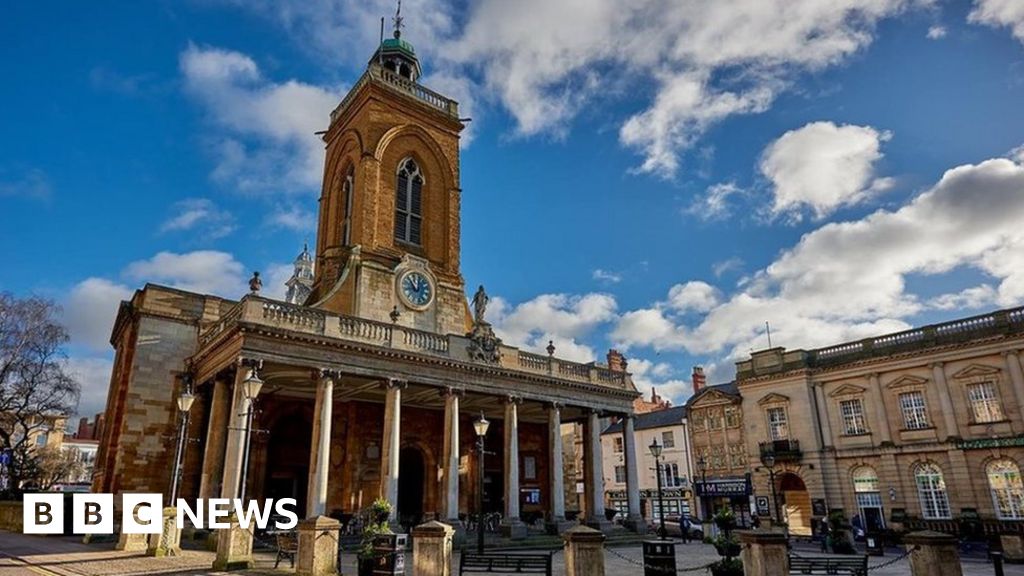 Northampton: City status would see 'special town' flourish - BBC News