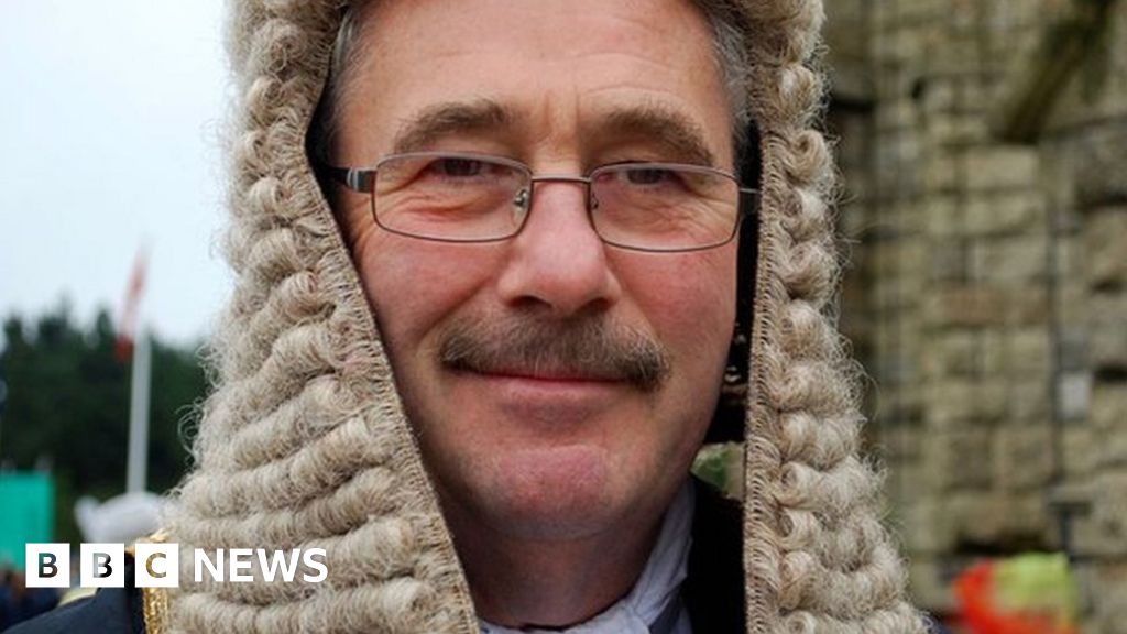 Steve Rodan: President of Tynwald to stand down