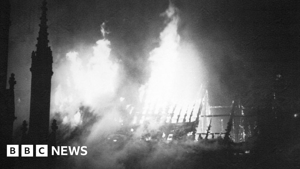 York Minster to mark 40 years since devastating fire - BBC News