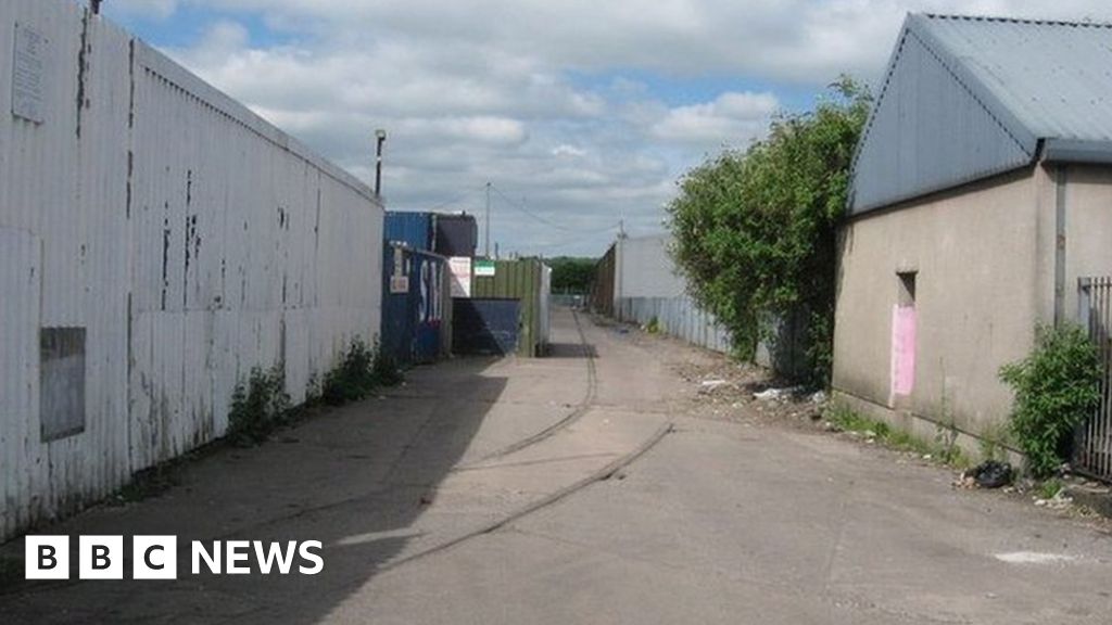 Cardiff council cabinet approves Dumballs Road land purchase - BBC News