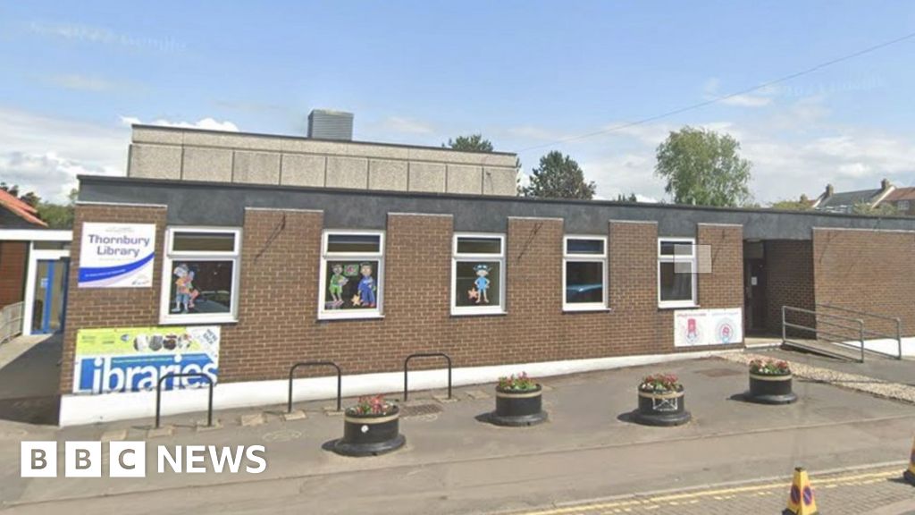 Thornbury Library relocation plans scrapped after six years - BBC News