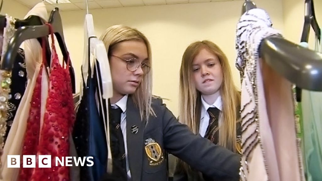 Prom parties: Maesteg school gets 200 dresses donated